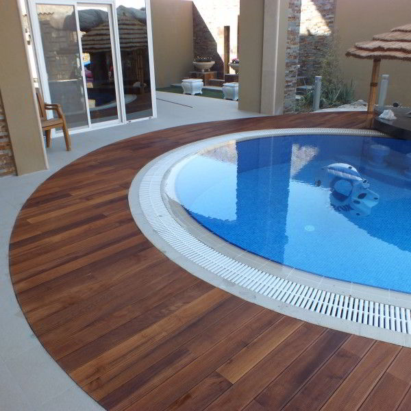 Madeira Teca: Beleza e Alta Durabilidade! - Madeireira Cedro